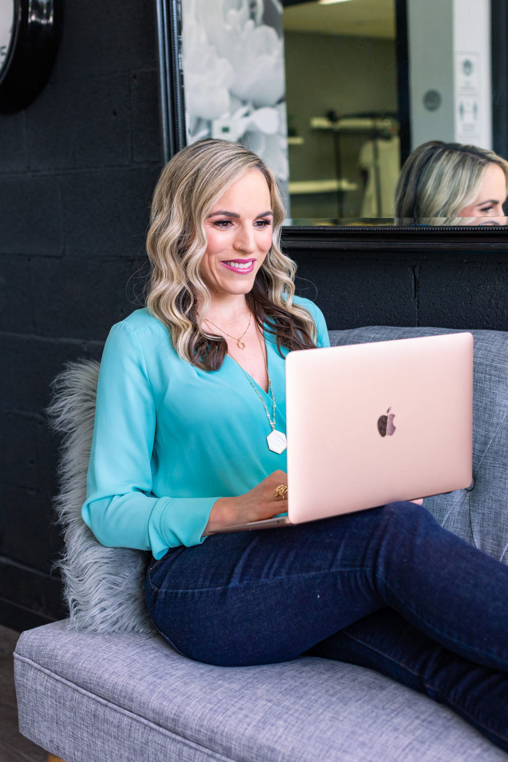 How to Modernize your Brand’s Look with Vivid and Dynamic Lifestyle ...